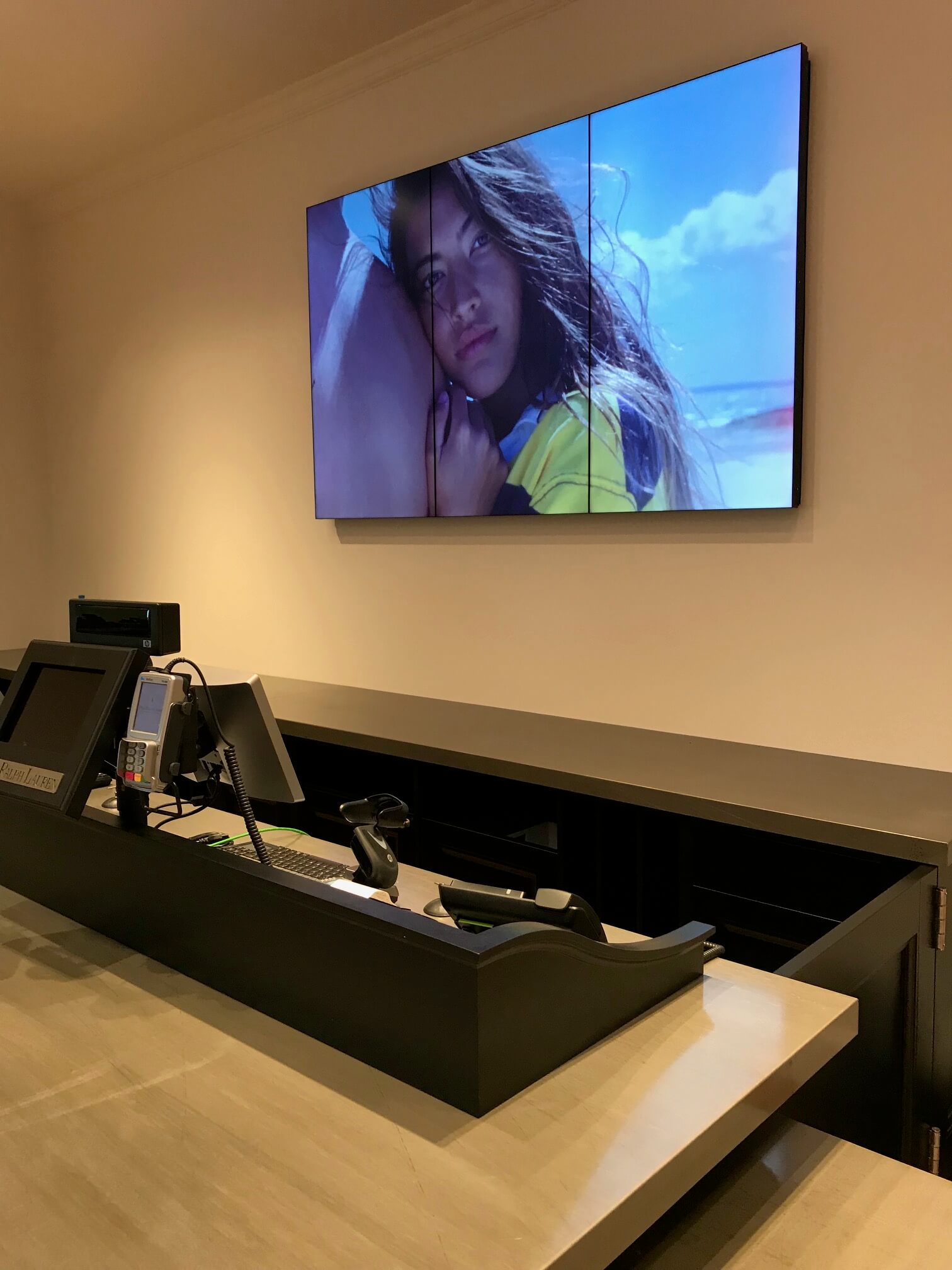 Affordable LCD Video Walls - Reliable, High-Impact Displays